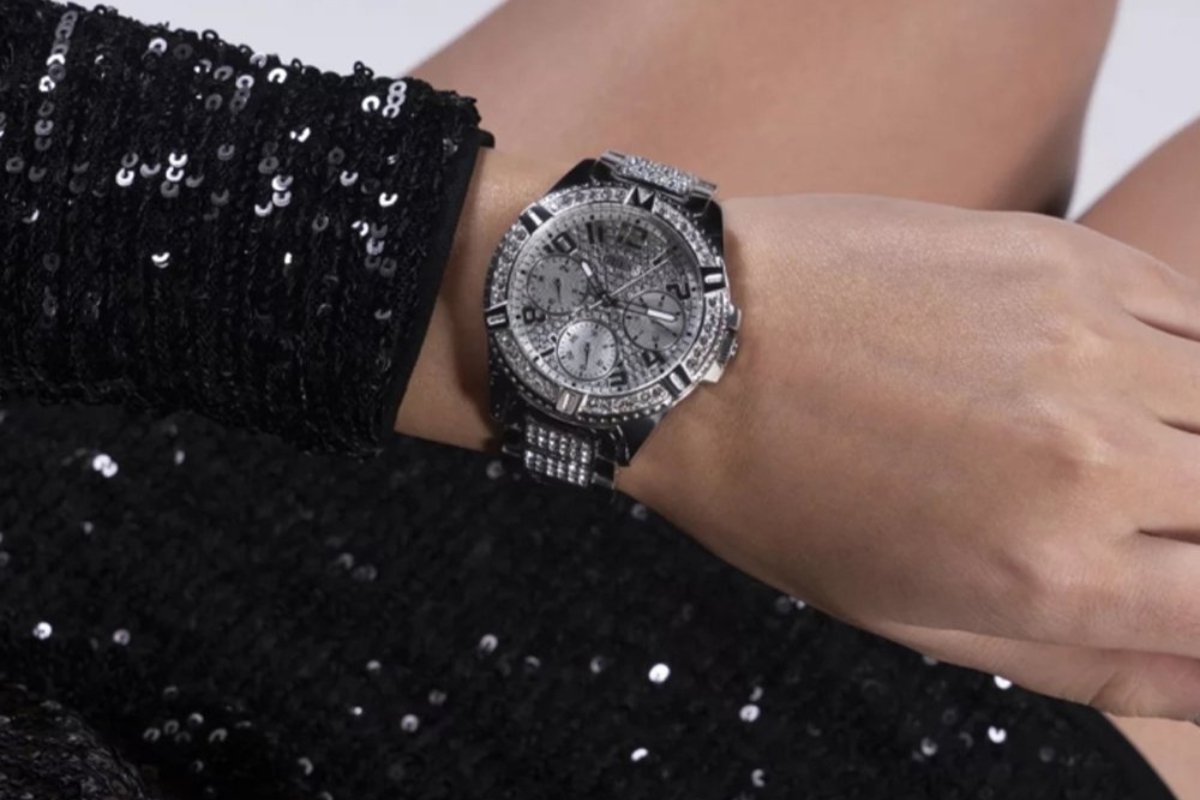 Elevate Your Style: Guess Silver Strap Watches for Women in 2024 ...
